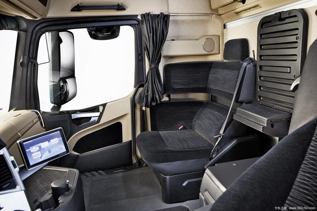 【图】奔驰新Actros内饰图片_卡车之家